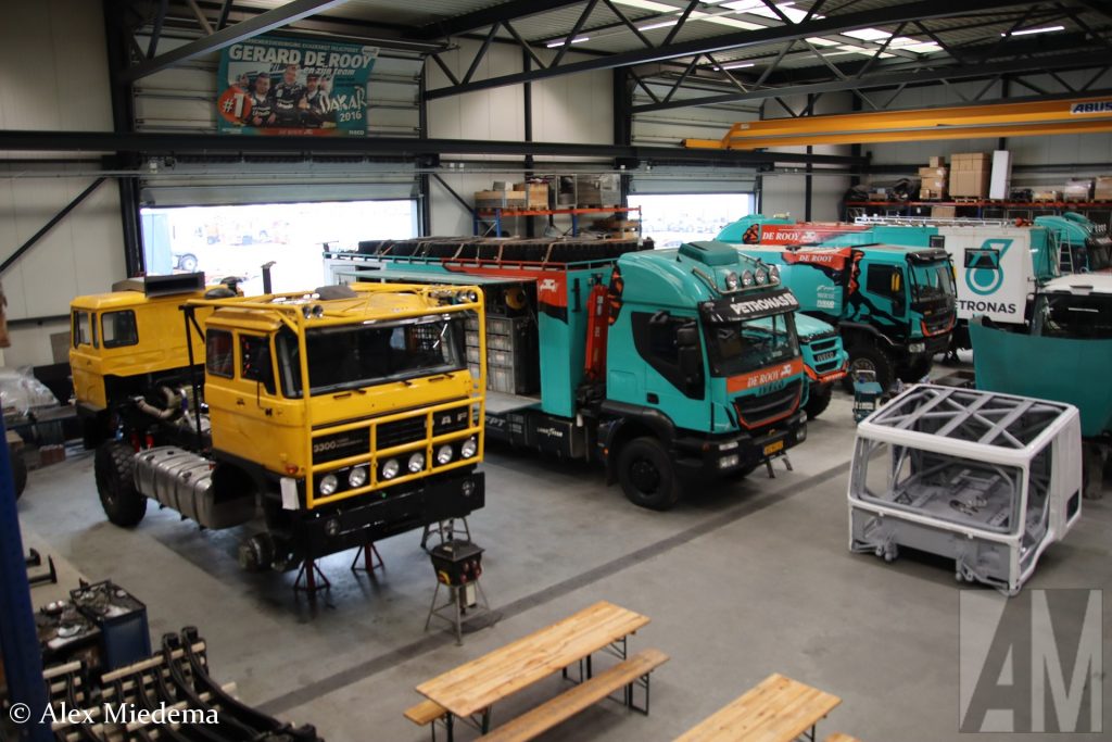 Mooie drukte bij Team De Rooy – RallyTrucks